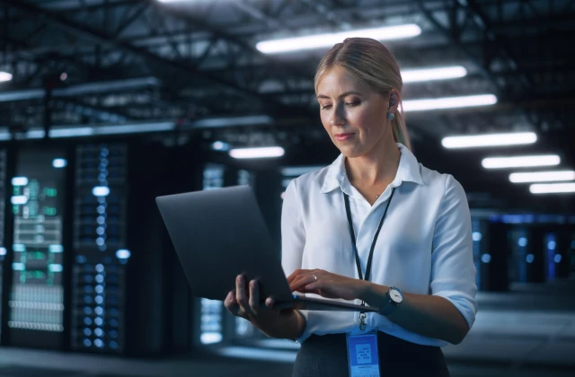 Ricoh Global Service Desk | 24/7 streamlined IT support | Ricoh United ...